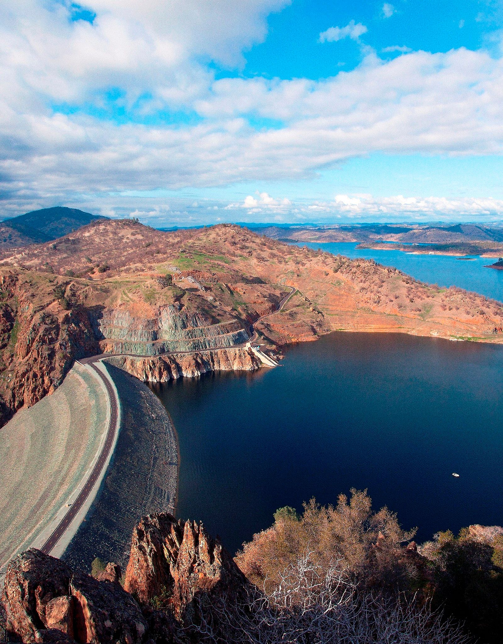 Beyond The Hoover: 10 Most Impressive Dams To See In The U.S.