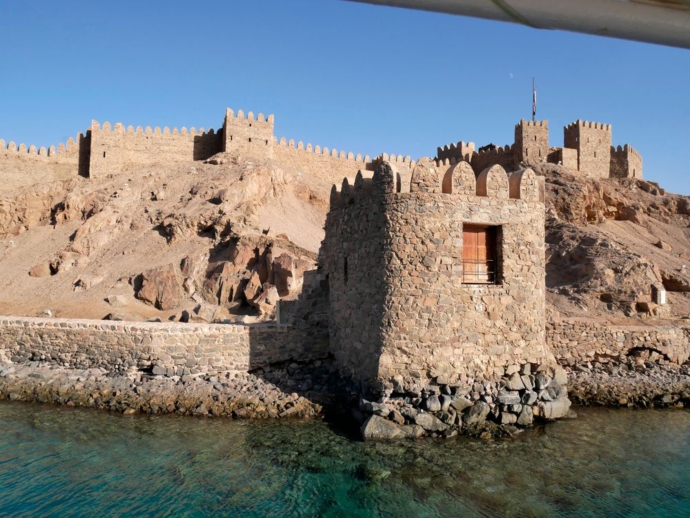Visit Pharaoh's Island: Egypt's Crusader Fortress Island In The Gulf of ...