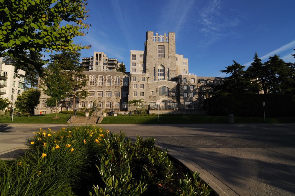 10 Most Beautiful College Campuses & Universities In Canada