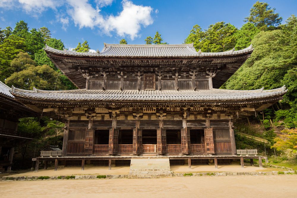 Visit Himeji: 10 Top Attractions In This Hidden Japanese Gem