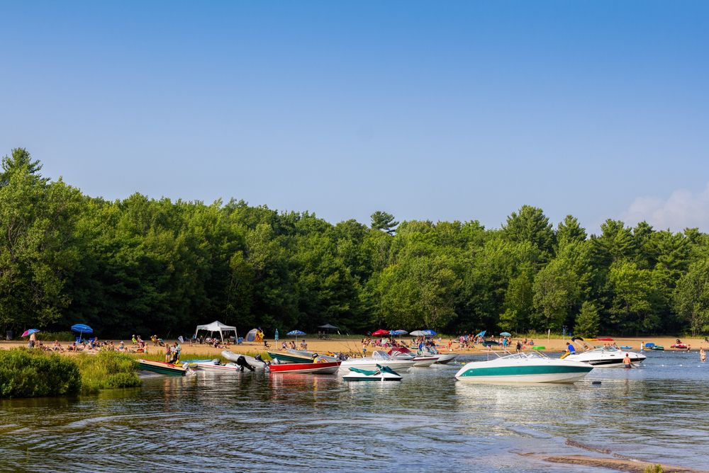 カナダ、オンタリオ州で夏のキャンプを楽しめるベスト 12 州立公園 - 世界の顔