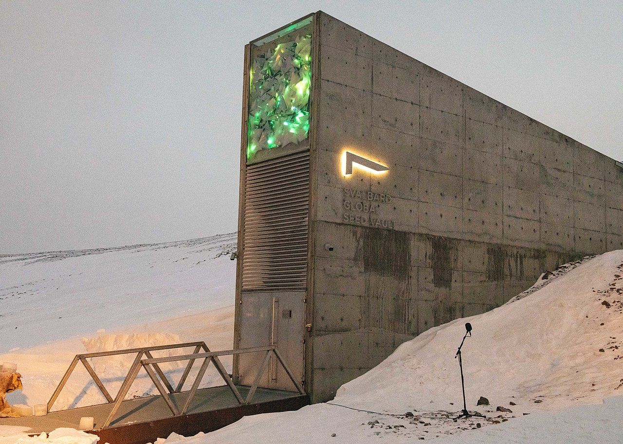 10 Most Heavily Guarded Places In The World (That No One Has Ever Been ...