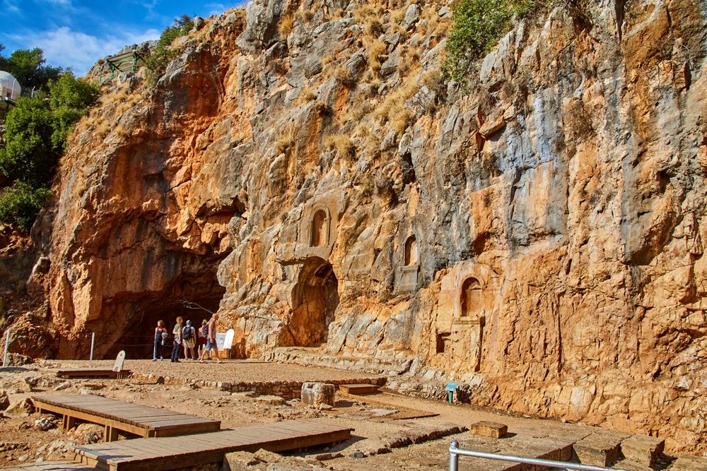 Here Are 10 Great Roman Ruins To Explore While In Israel
