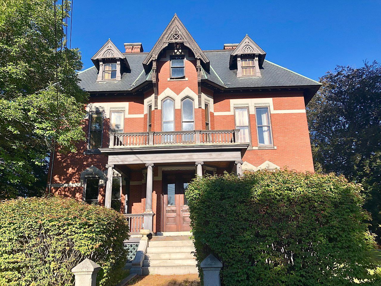 10 Places To See During A Vacation To Scenic Concord, New Hampshire