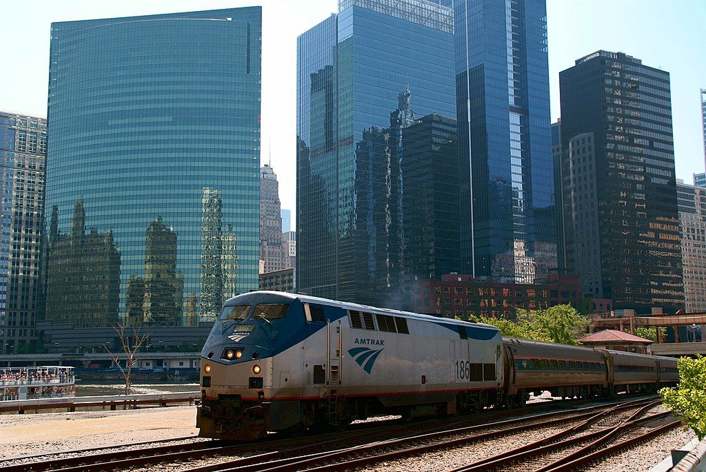 10 Things To Know About The Hiawatha Amtrak From Milwaukee To Chicago