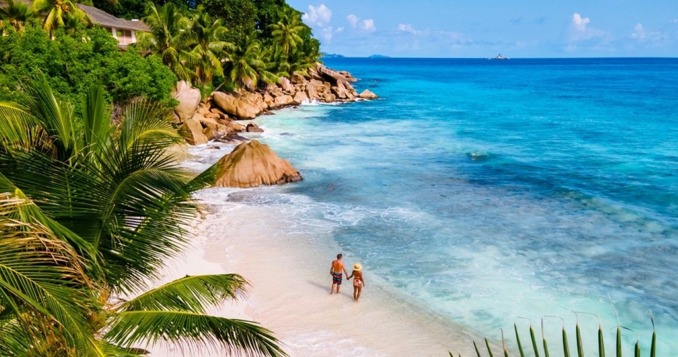 10 Small Island Destinations That Have A Small-Town Feel