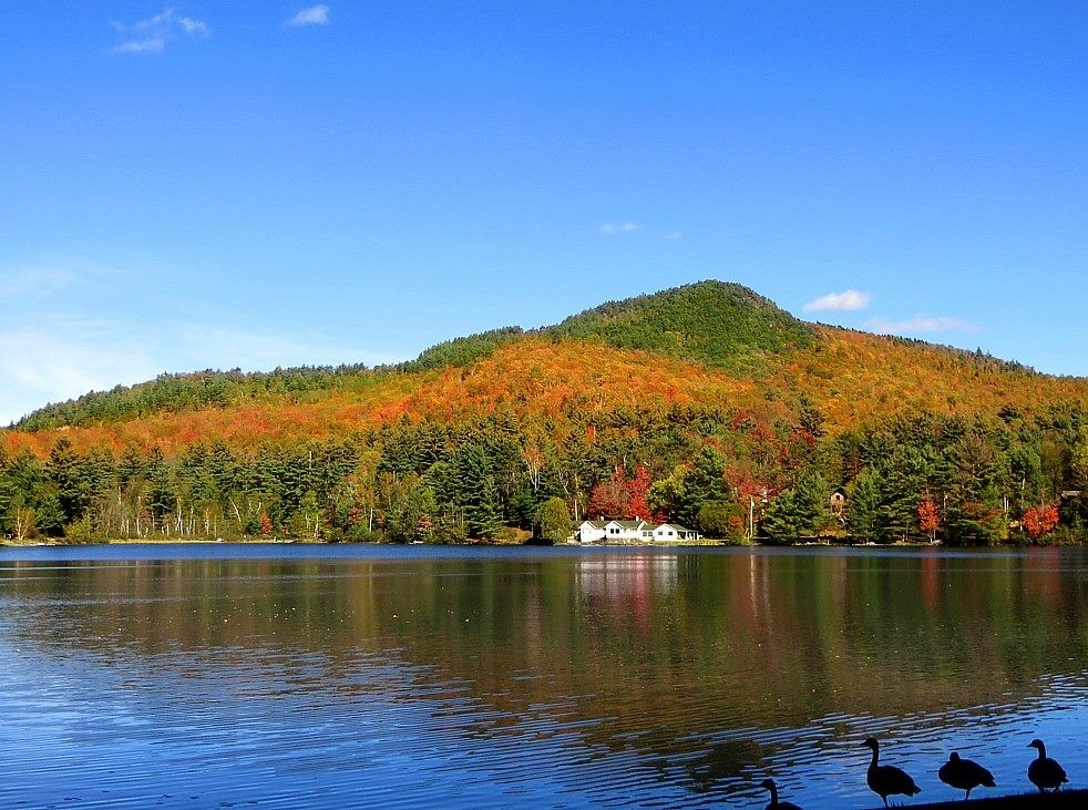 10 Things To Do In Saranac Lake: Complete Guide To One Of New York's Most Scenic Regions