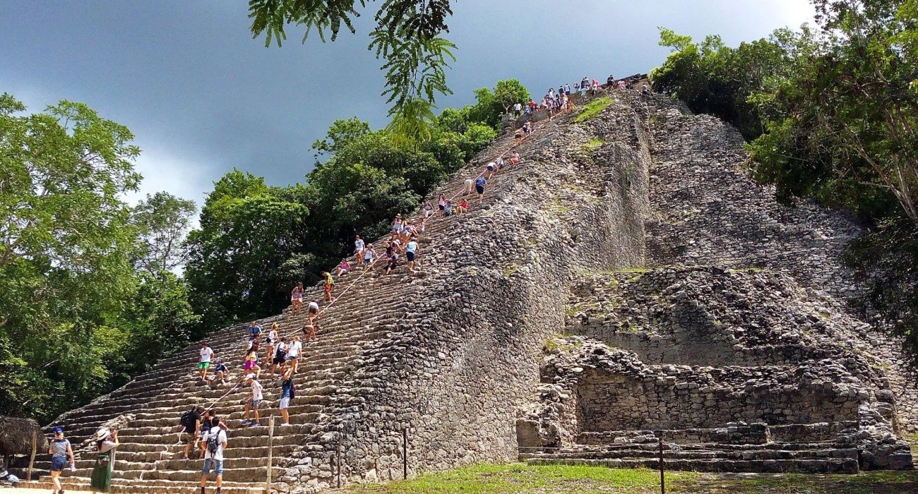 Unlike Chichen Itza, You Can Still Climb The Massive Pyramid At This ...