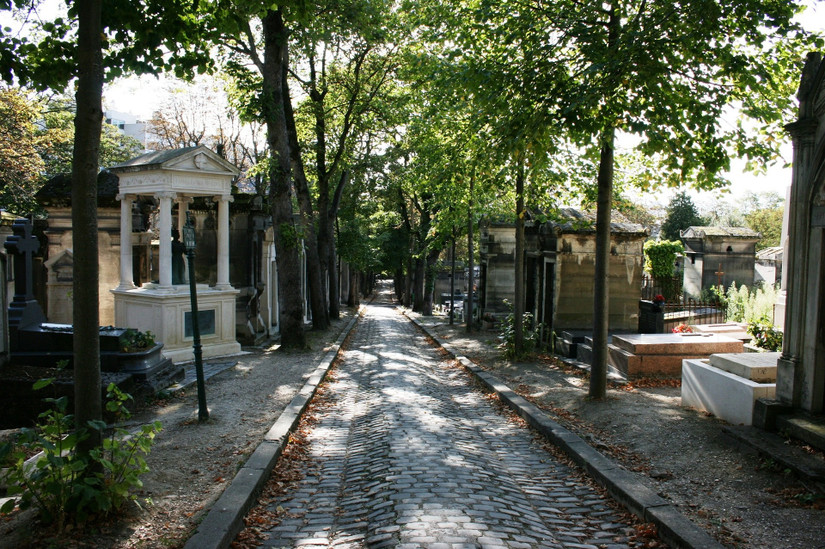 Visit Père Lachaise Cemetery In Paris And Find Out Why It's The Most ...