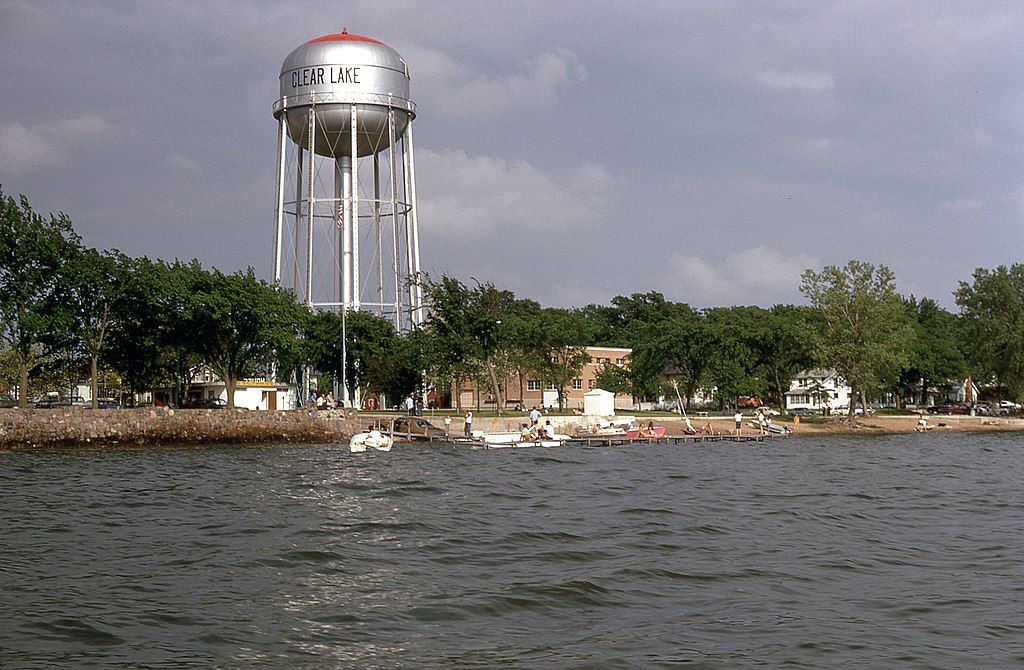 Here's Why Clear Lake, Iowa Is So Famous