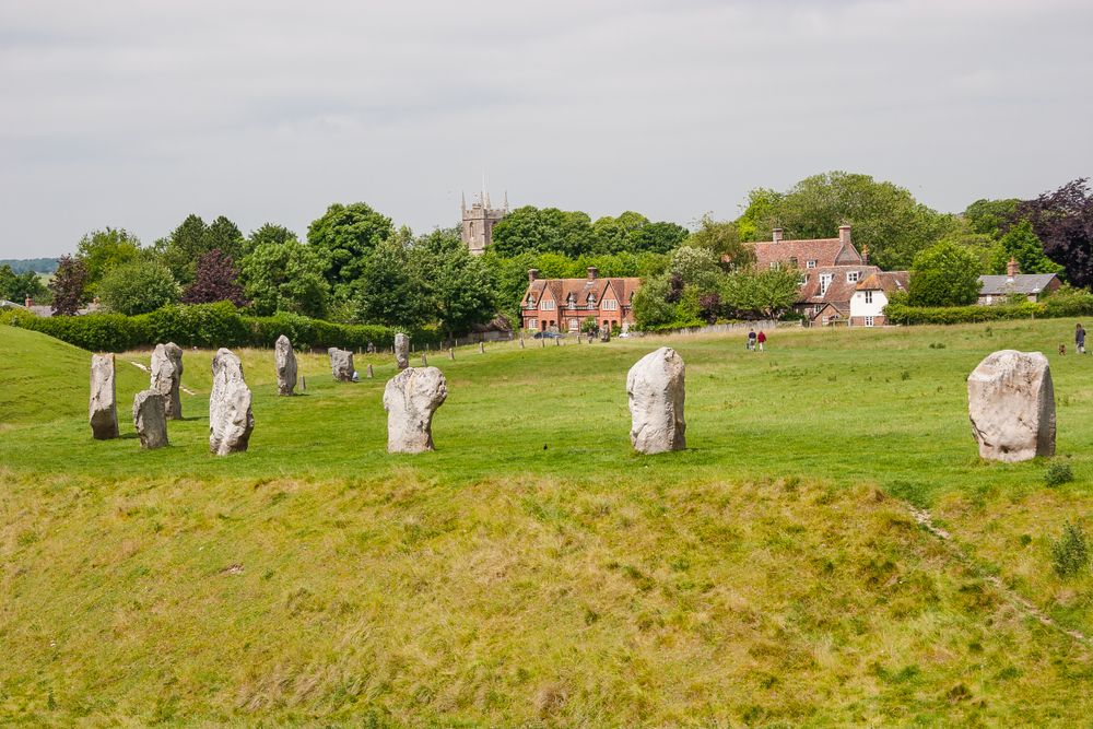 10 Things To Know About Avebury Henge: The Largest Prehistoric Stone ...