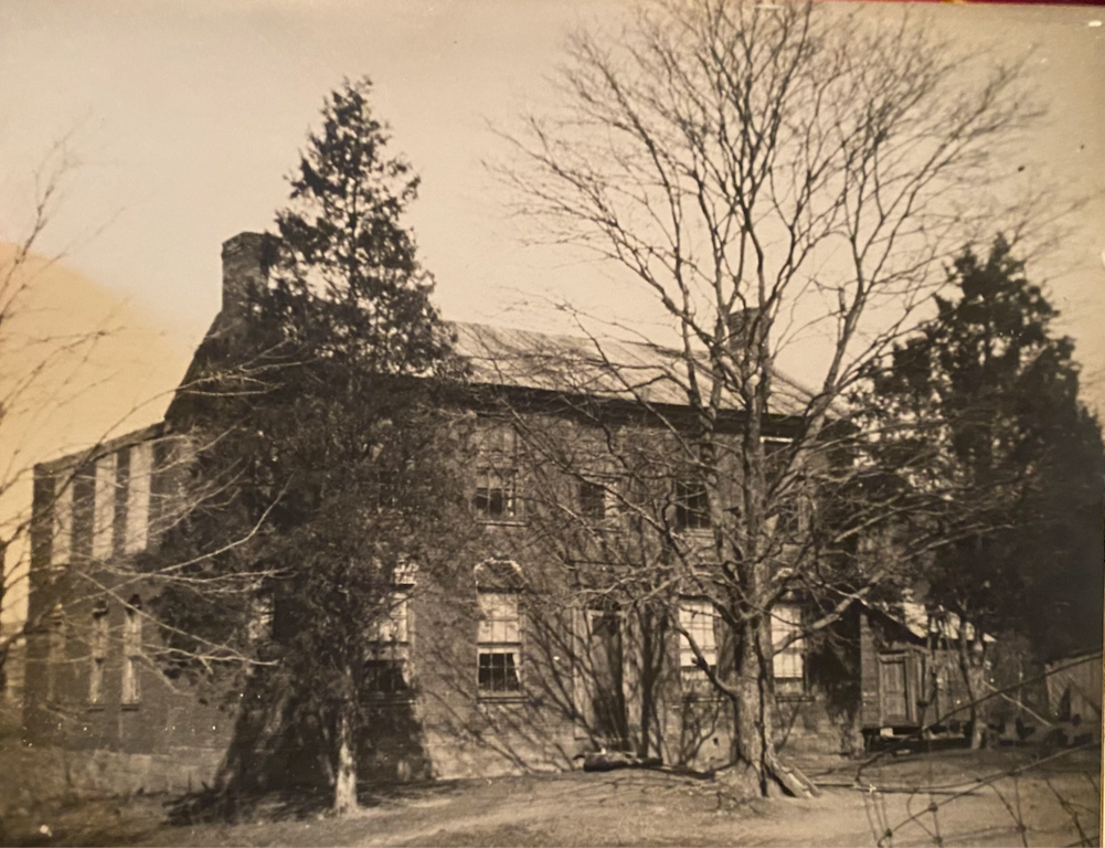 Get Your Spook On With These 10 Eerie Destinations In Ohio