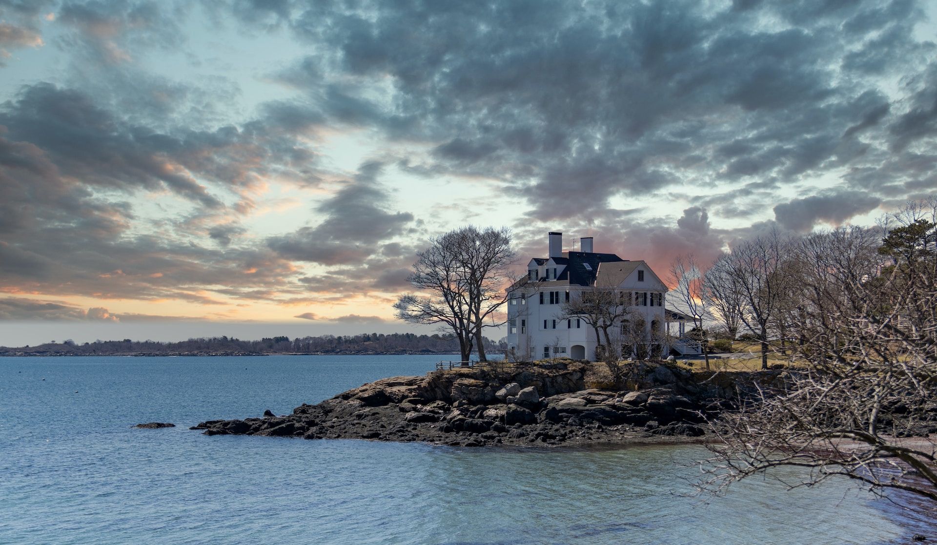 10 Scenic, Underrated Historic Cities That Are Great Alternatives To Boston