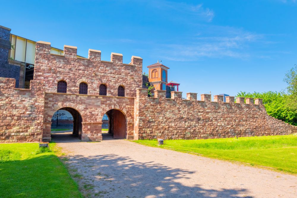 Here Are 10 Famed Roman Forts To See In England