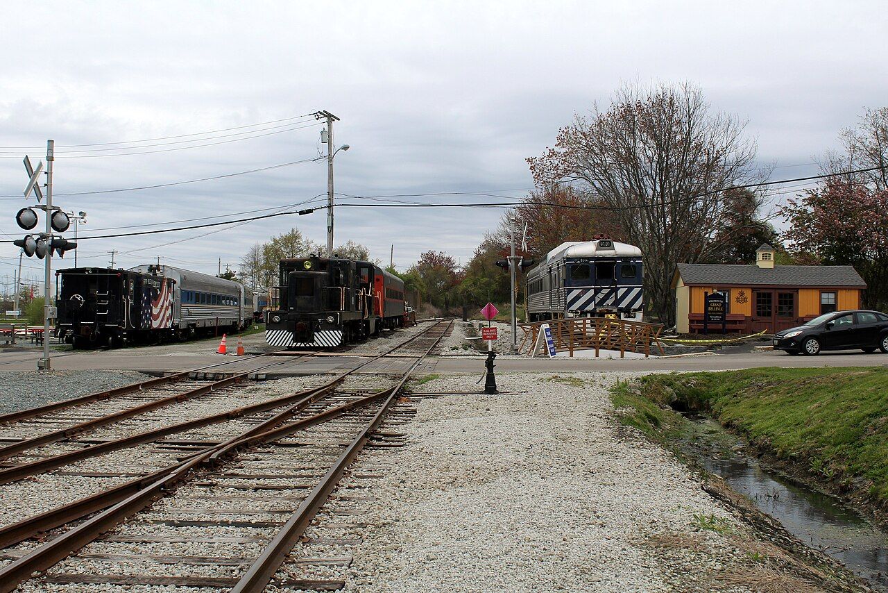 10 Scenic Train Rides That Show Off The Best Of New England's Fall Foliage