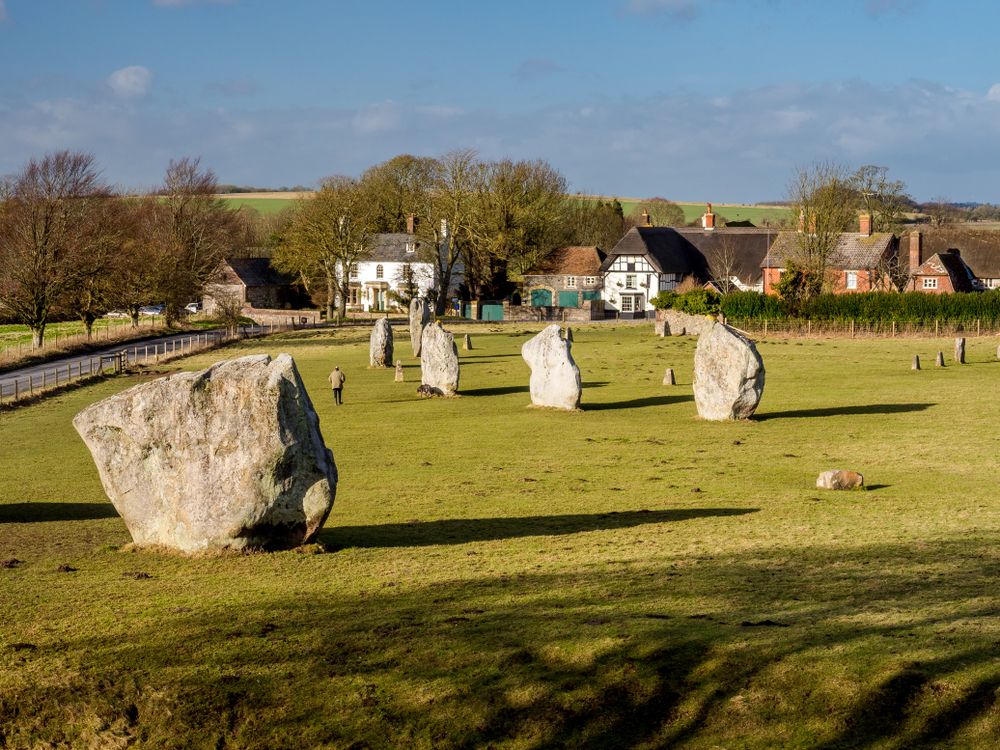 10 Things To Know About Avebury Henge: The Largest Prehistoric Stone ...