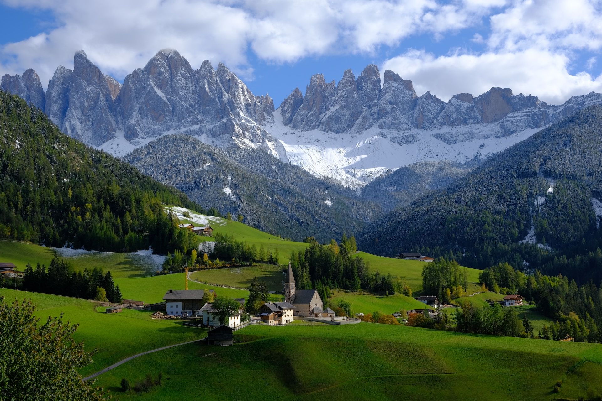 10 Most Beautiful Hikes Through The Dolomites You Should Try