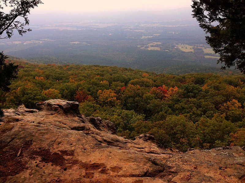 10 Scenic Road Trips In Arkansas And Their Best Stops