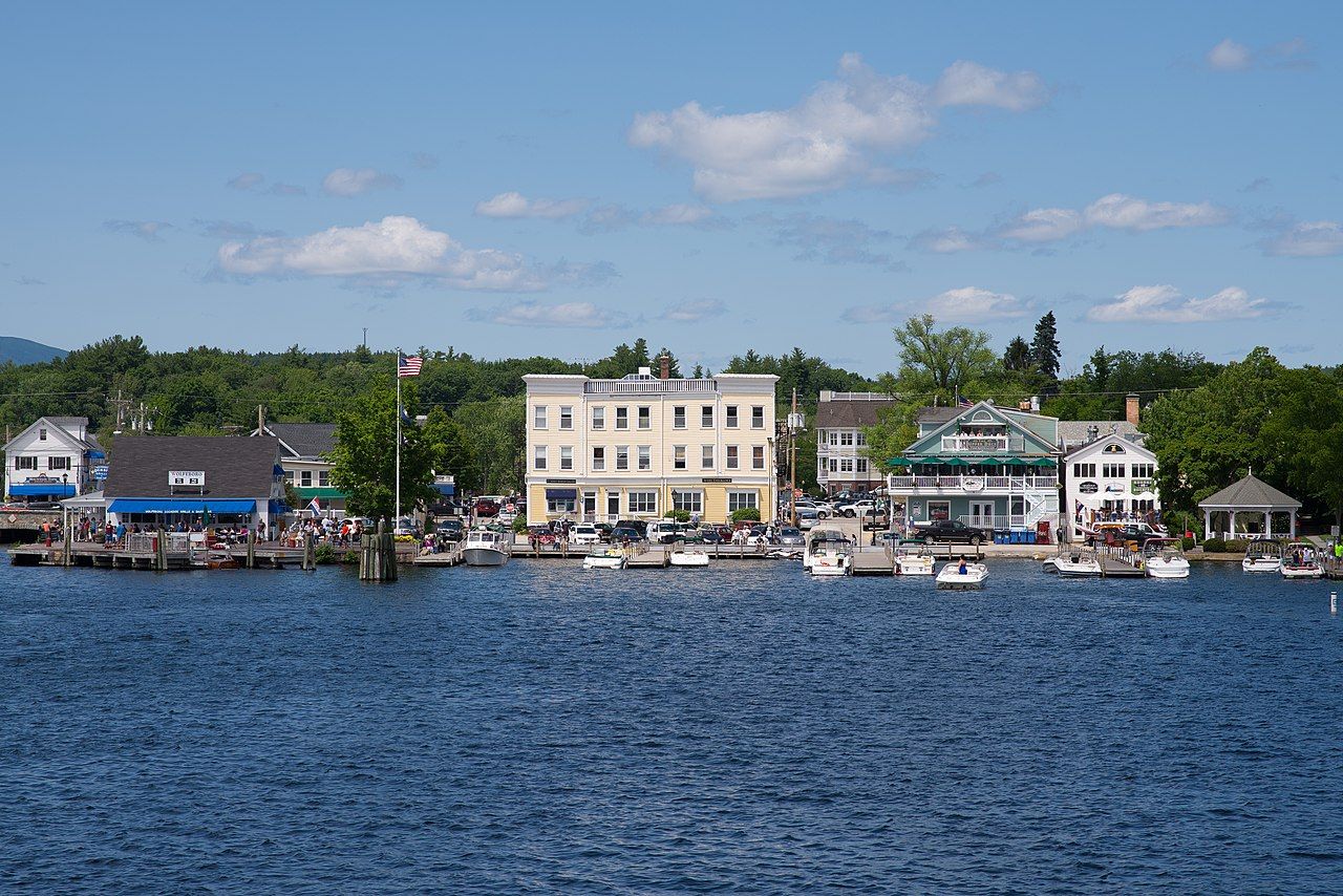 10 Of The Most Beautiful Downtowns To Visit In New Hampshire