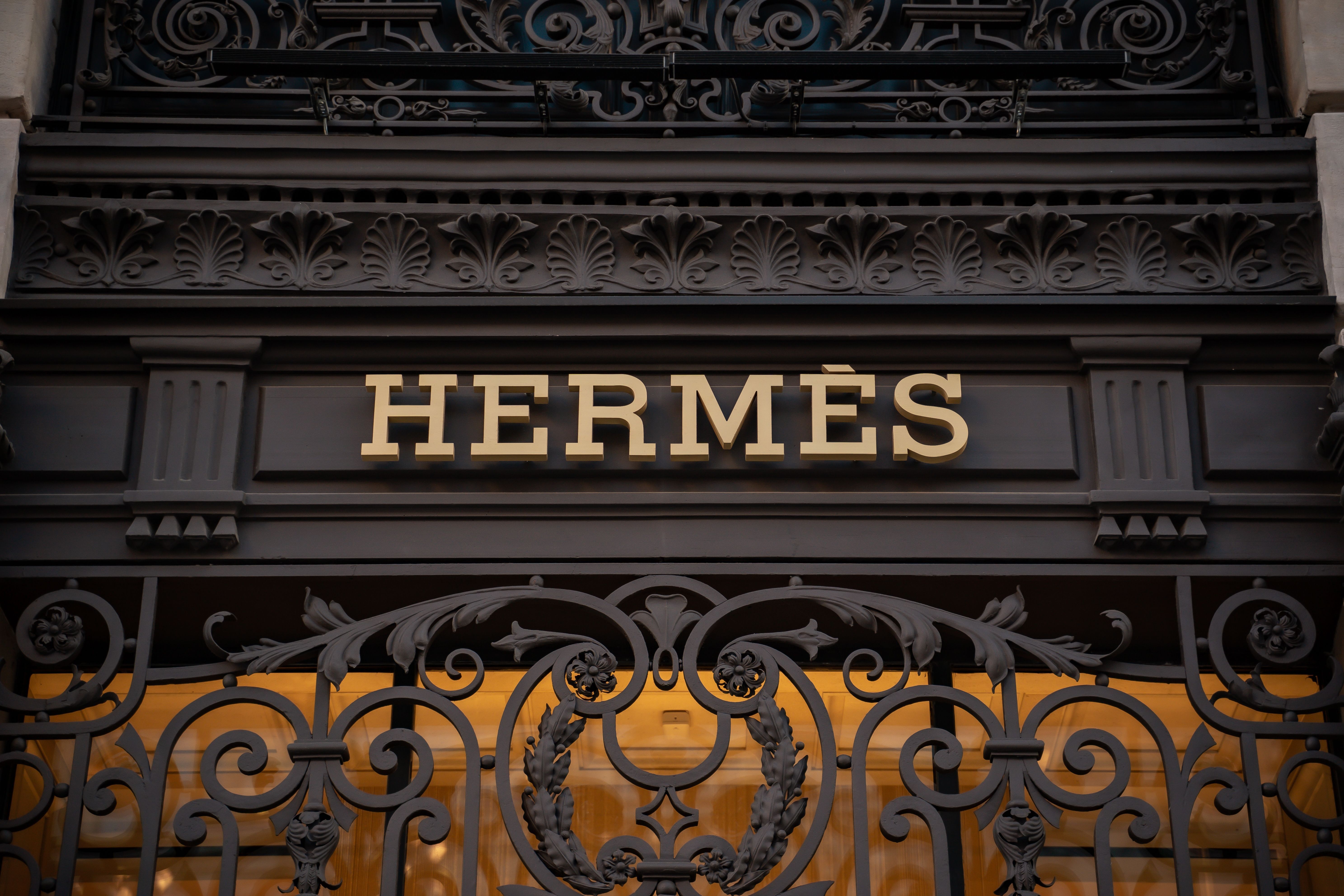 10 Things To Buy In Paris If You're Visiting For The First Time