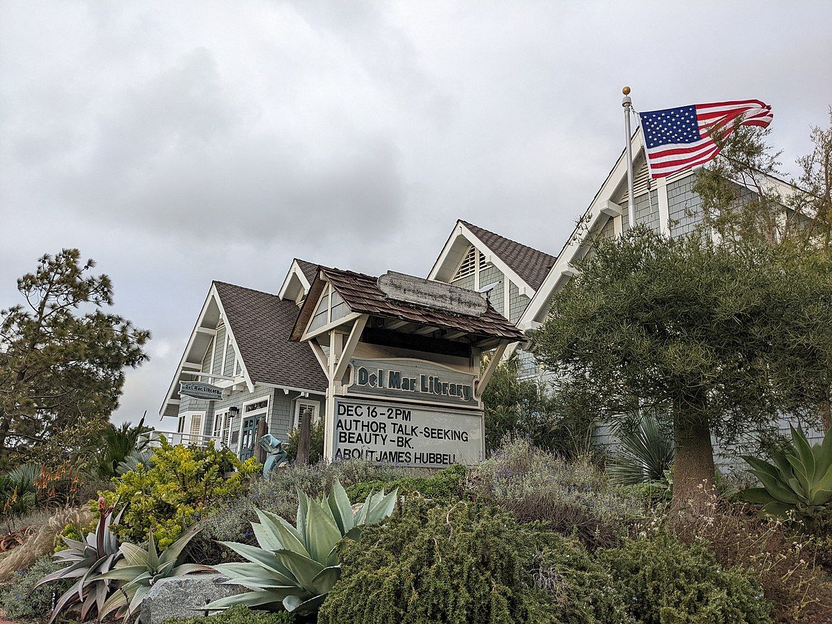 10 Beautiful Beachside Towns To Retire To In California