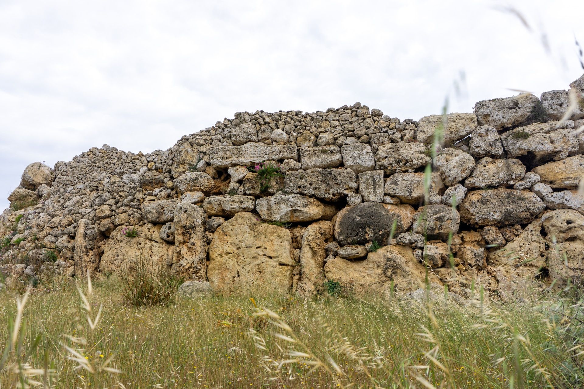 This Malta's Prehistoric Temple Is Almost One Thousand Years Older Than ...