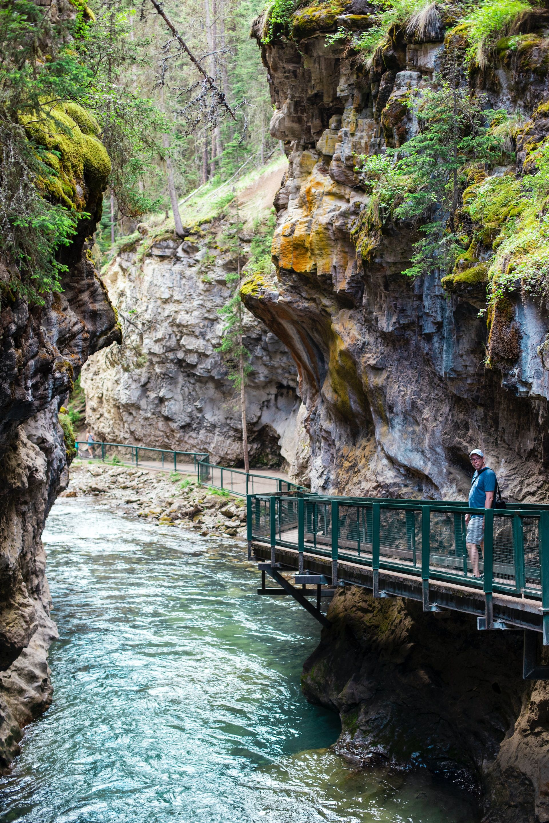 Johnston Canyon Hike: What To Know For Everyone Vacationing & Hiking In ...