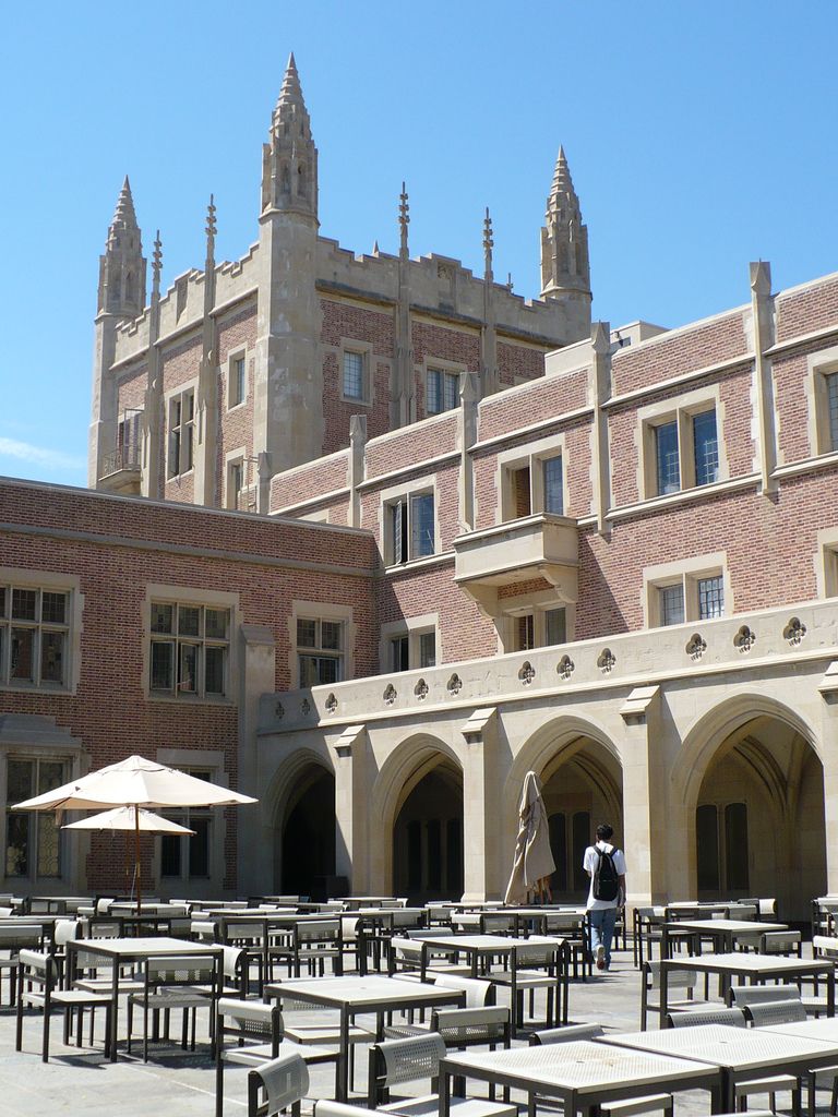 These Are The 10 Most Beautiful College Campuses In California