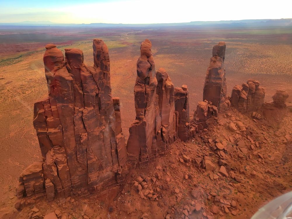 Why Utah's Valley of the Gods North Of Monument Valley Is Also Worth ...
