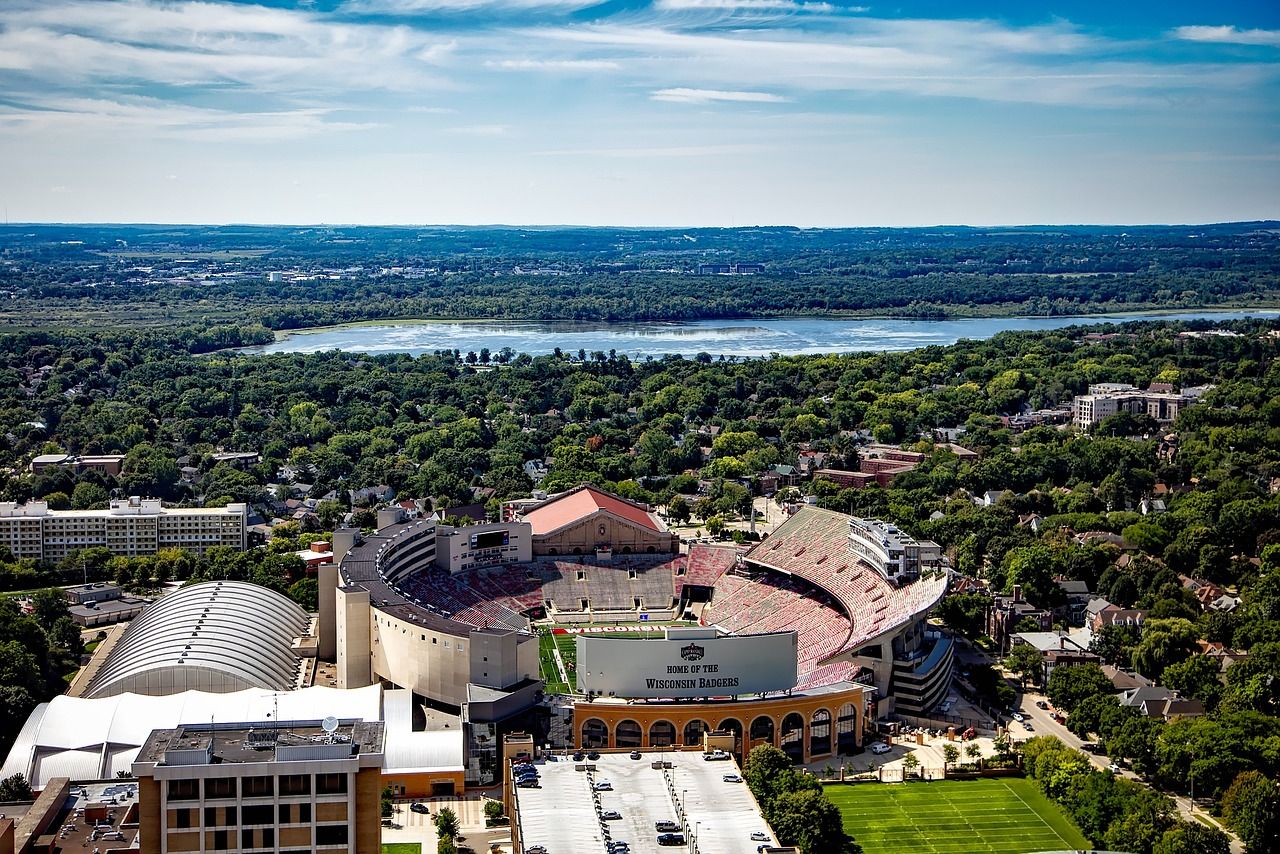 10 Most Beautiful College Campuses In The Midwest