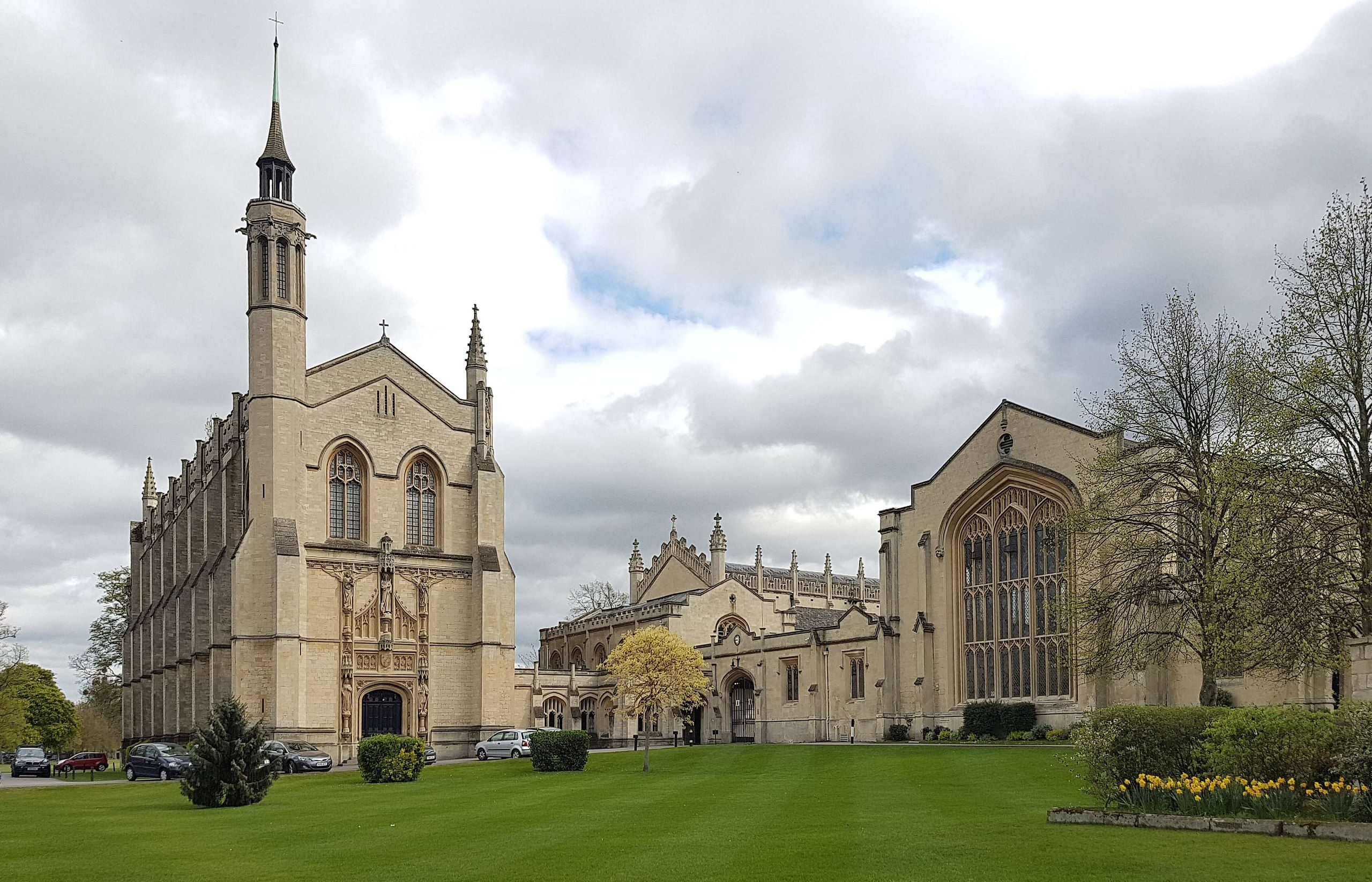 10 Most Beautiful Colleges In England