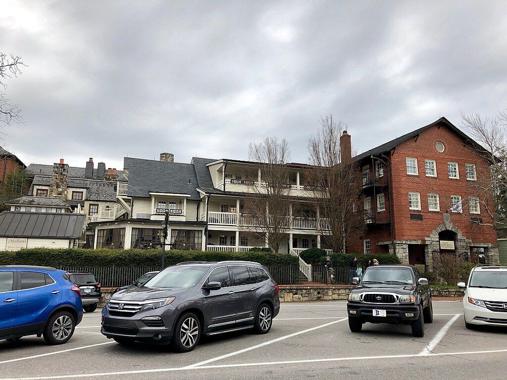 10 Historic Hotels In North Carolina You Should Book