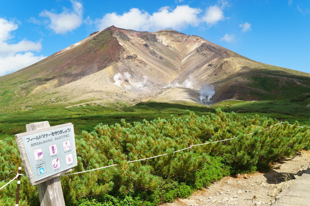 10 Of The Most Beautiful Hiking Trails In Japan As Of 2023