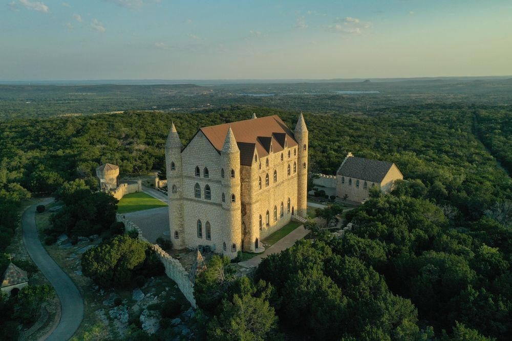 10 Scenic Texas Road Trips That Should Be On Your Bucket List