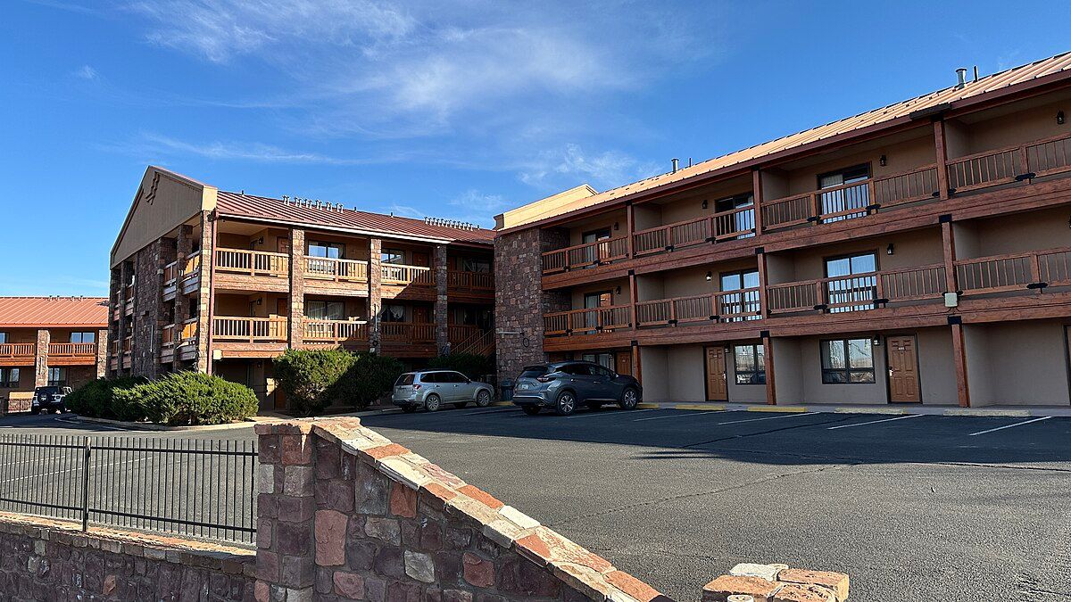 9 Small Arizona Towns To Stay In If You're Visiting The Grand Canyon