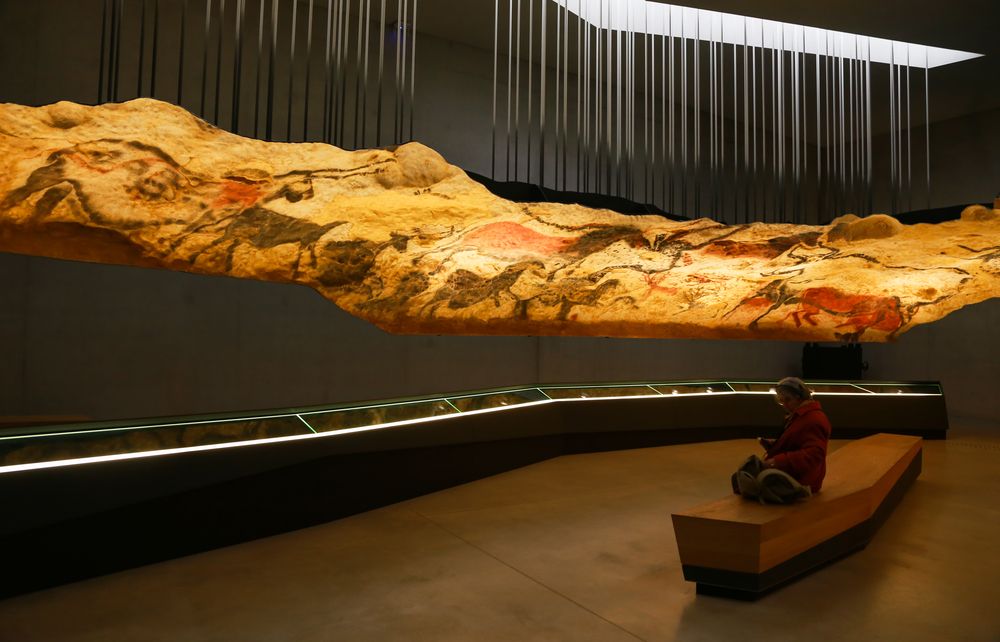 Cave Drawings Lascaux Virtual Tour Lascaux Cave Grotte De Lascaux