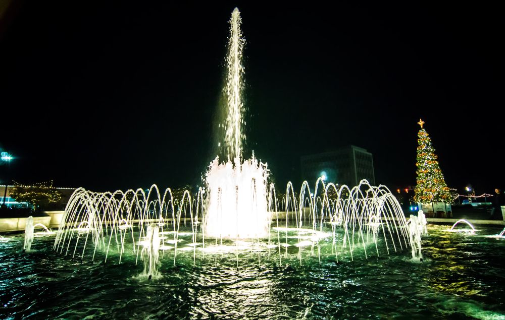 10 Perfect Christmas Towns In South Carolina