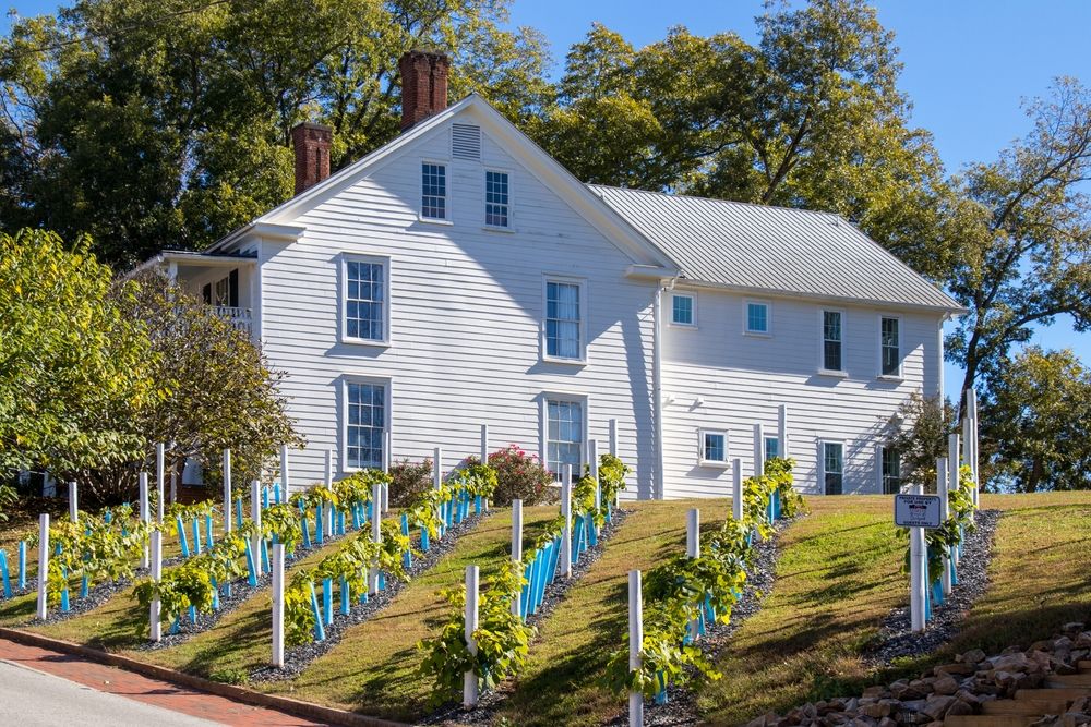10 Hidden Gems: Small & Underrated Towns In Georgia Worth Exploring