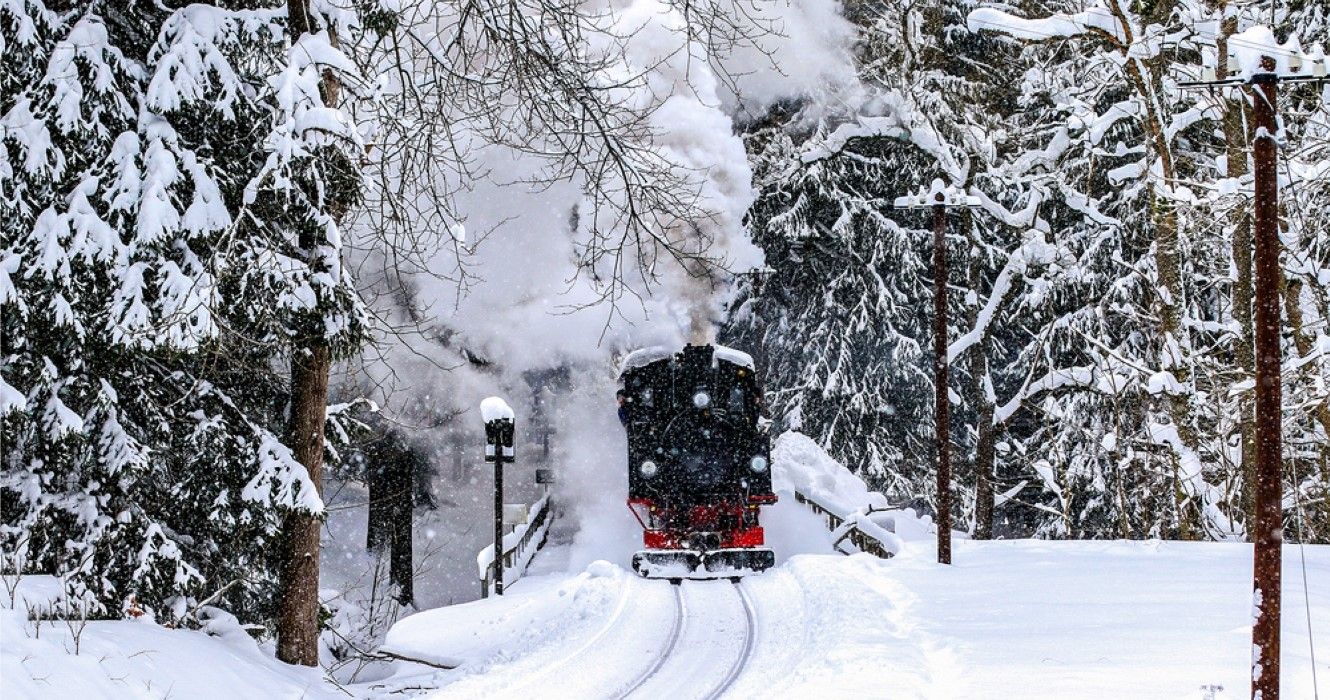 10 Scenic Christmas Trains Perfect For Families 10-scenic-christmas-trains-perfect-for-families