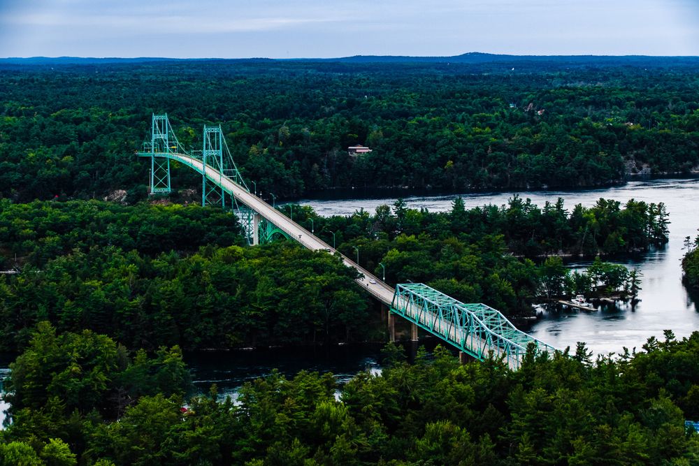 7 Scenic Small Towns Along The US-Canada Border