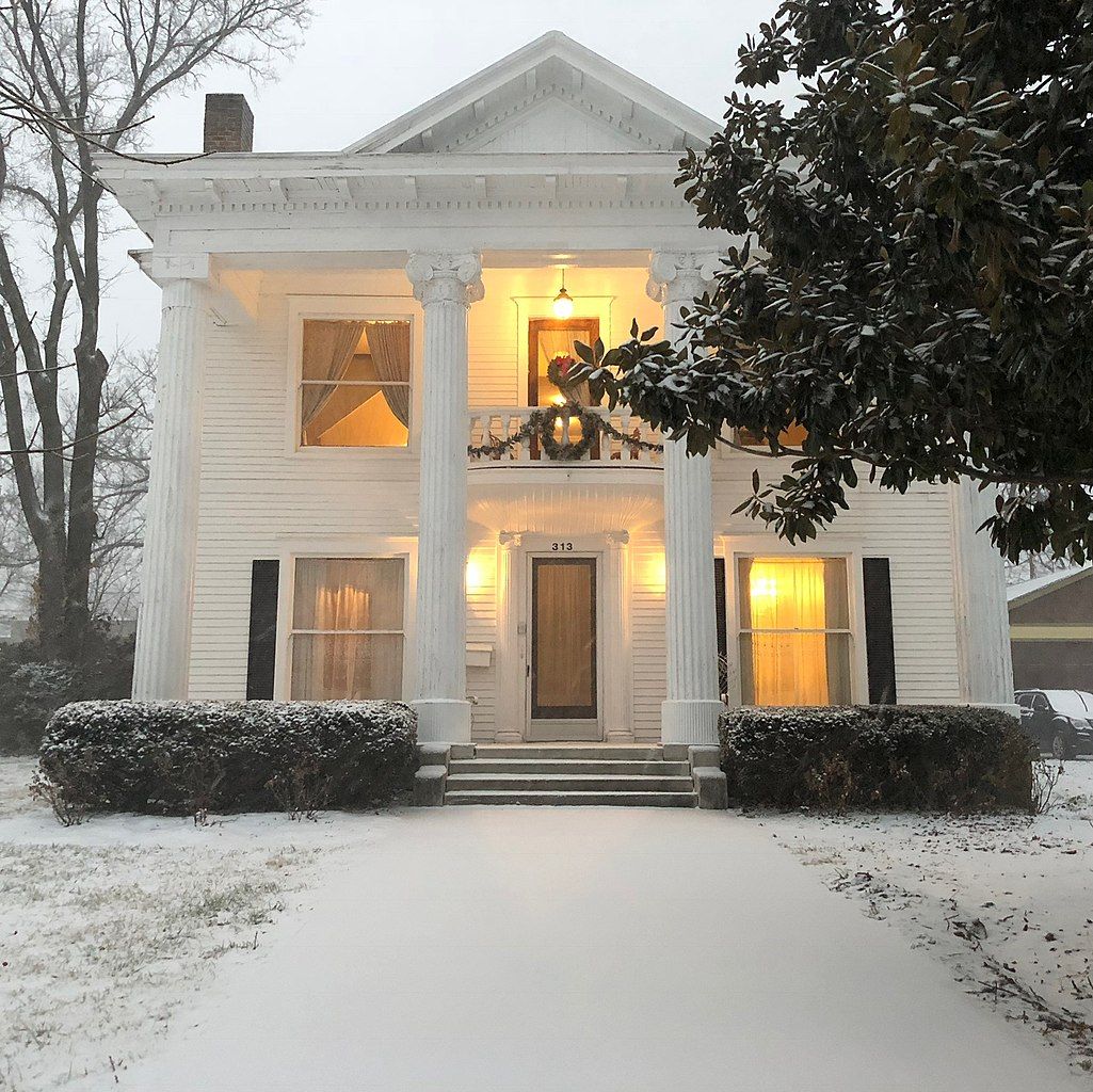 Underrated, But Scenic: This Small Town In Tennessee Is A Great ...
