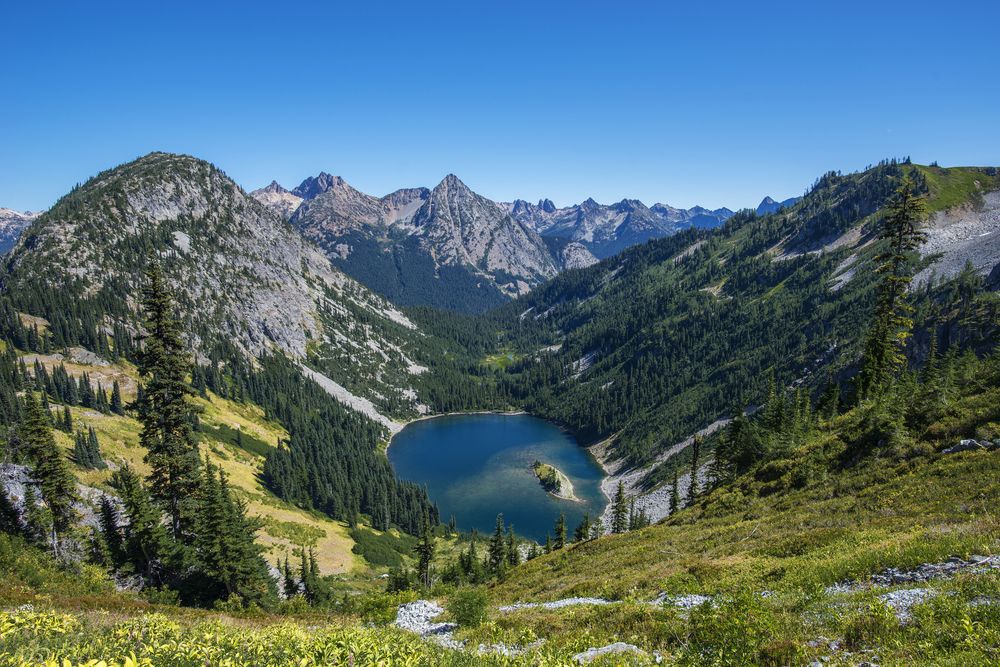 10 Scenic Views You Can Only Find In Washington's National and State Parks