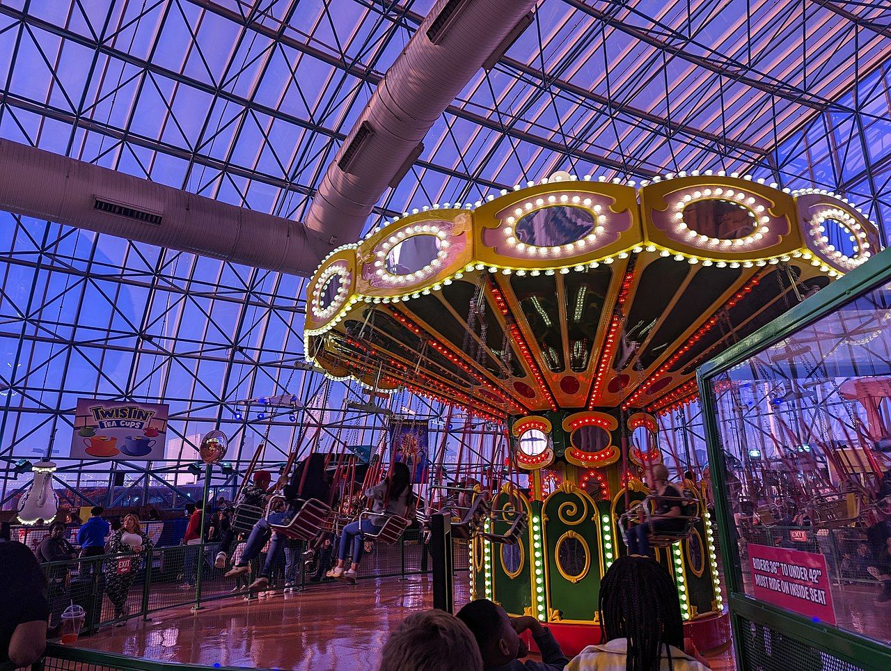 This Las Vegas Tourist Trap Might Be Worth The Hype