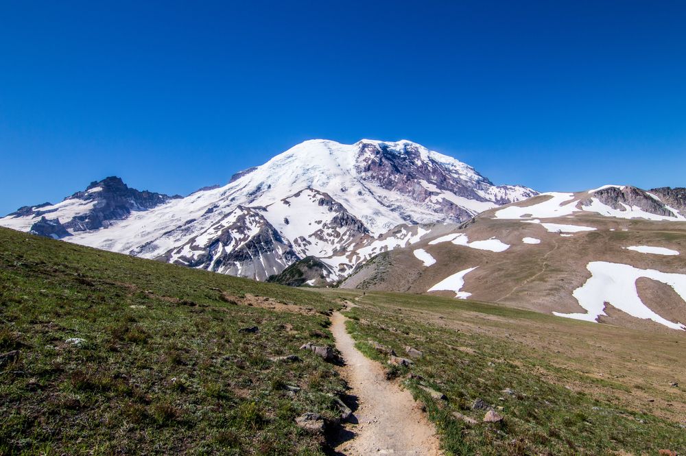 7 Hidden Gem Hiking Trails In Washington This Summer