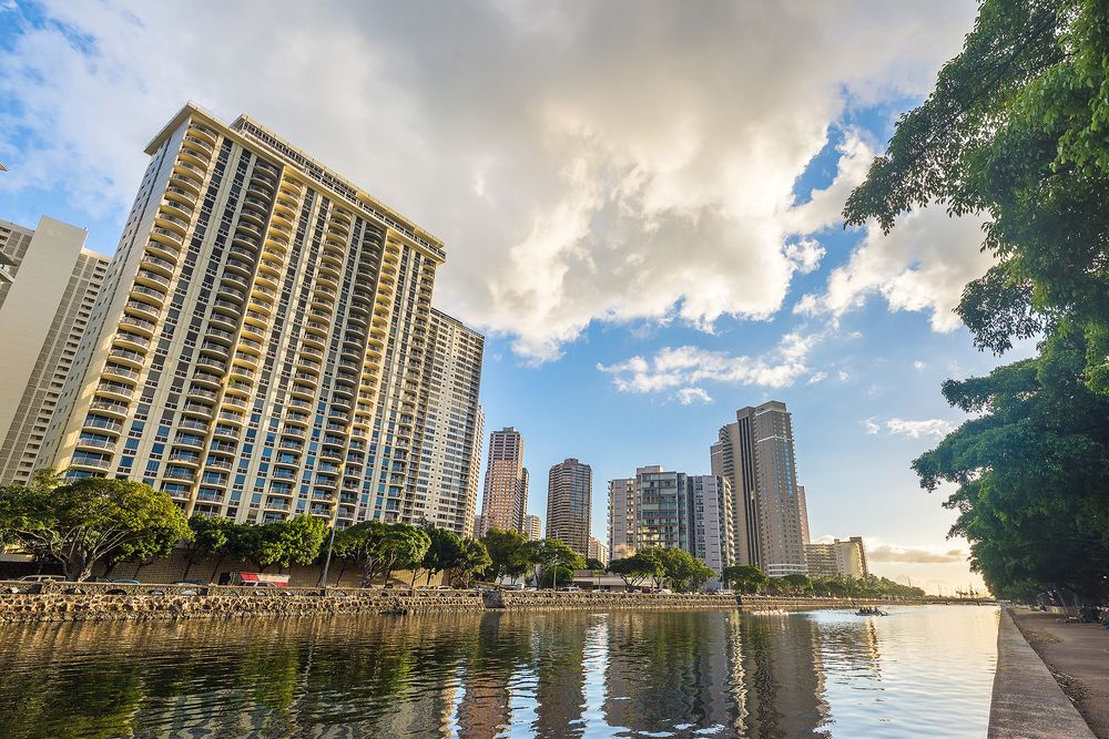 7 Scenic Urban Hikes In Honolulu