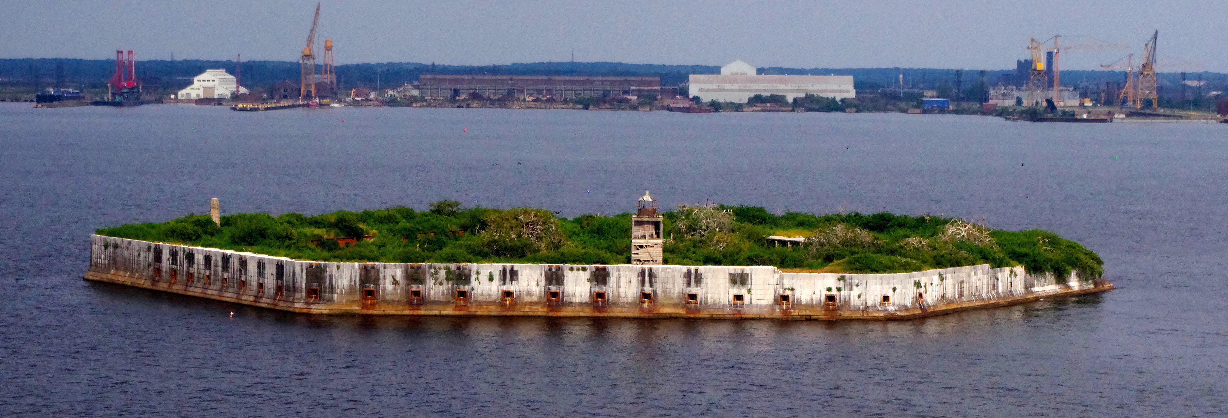 America's Abandoned Artificial Island Fort Is Entirely Off Limits
