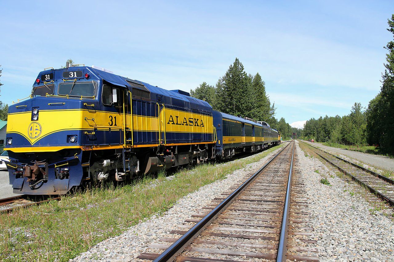 Best Scenic Train Trips To Take In Alaska