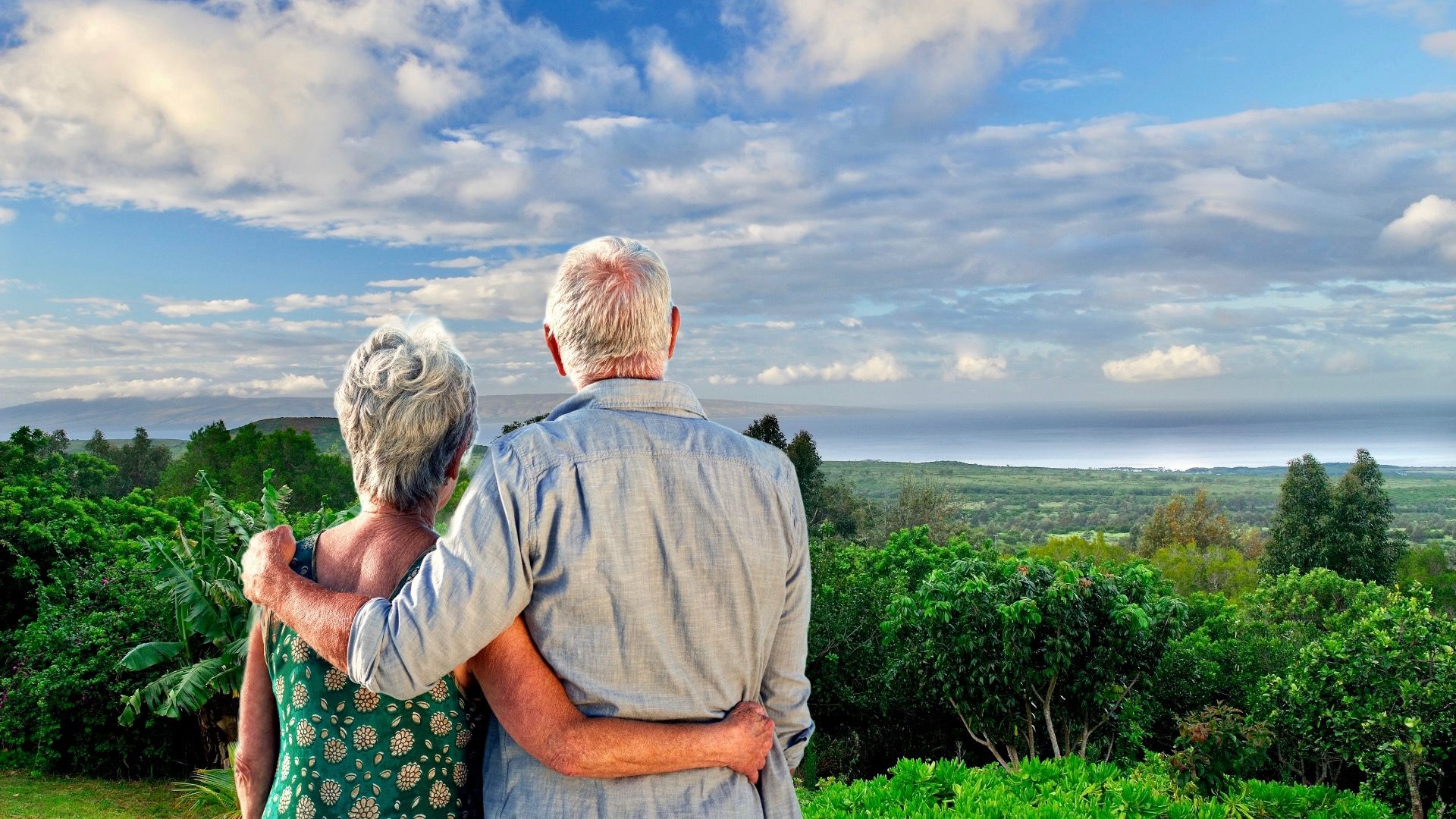 7 Affordable Hawaii Beach Towns To Retire To