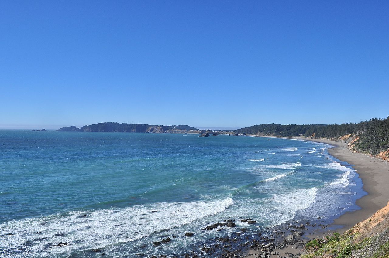 Top 7 Coastal Towns Perfect For RV Retirement Living
