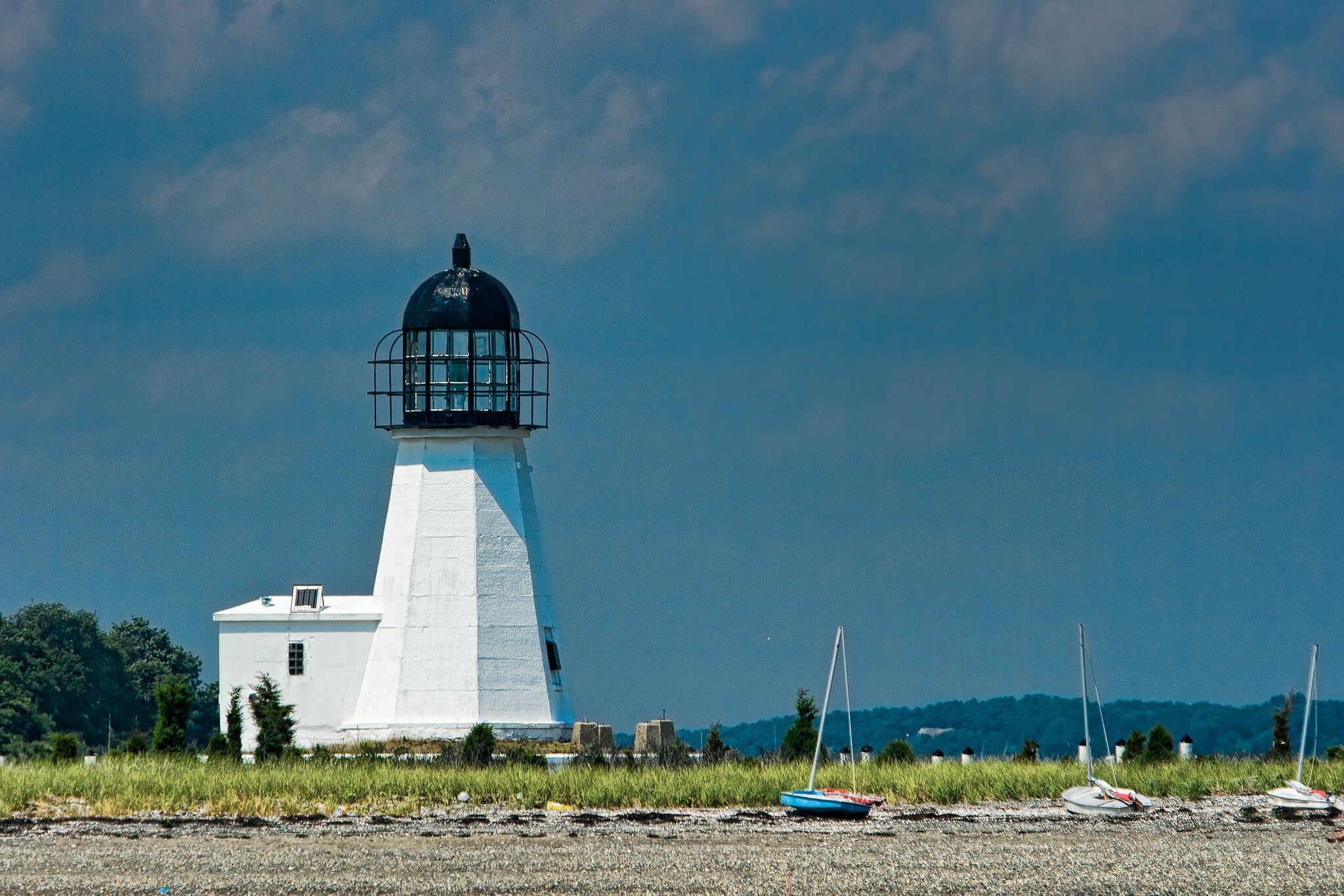 7 Cutest Summer Beach Towns In Rhode Island